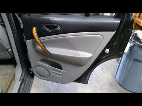 Used 2006 Saturn Vue Interior Door Panels And Parts For Sale