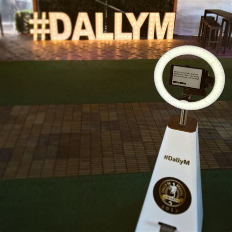 Selfiebot The Premium Robotic Photo Booth