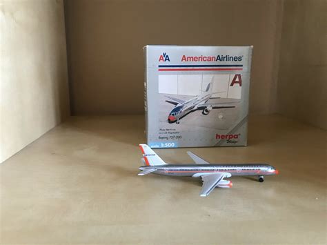 American Airlines Boeing 757 200 1 500 Scale Model 21082500
