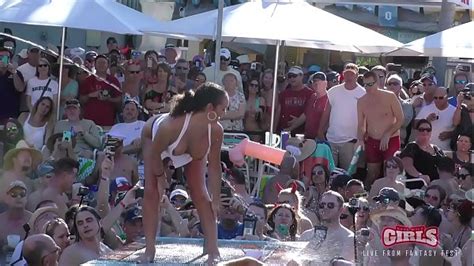 Insane Pussy Twerk Pool Party Key West Fest Sluts Free Mobile Porn Videos Iporntv