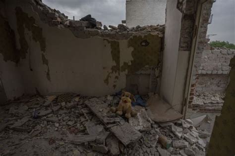 Ракетний удар по Житомирщині в ОВА розповіли про жертв та руйнування