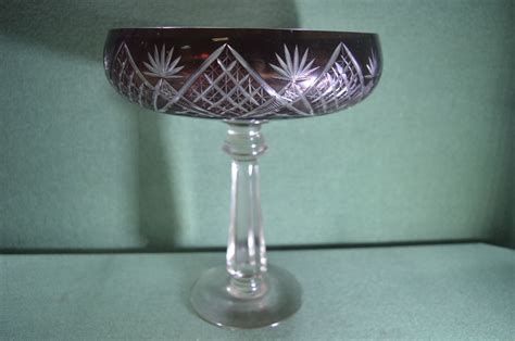 Купить Ваза конфетница фруктовница на ножке Большая Марганцевое рубиновое стекло алмазная