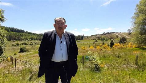 Georges Patrick Gleize Présente Son Roman Comme Une Odeur De Gentiane Calmann Lévy