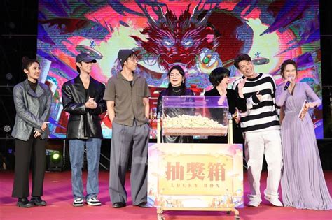 張齡予主持三立尾牙撐全場一身紫曬貴氣搭檔金鐘歌王妙語如珠 娛樂星聞