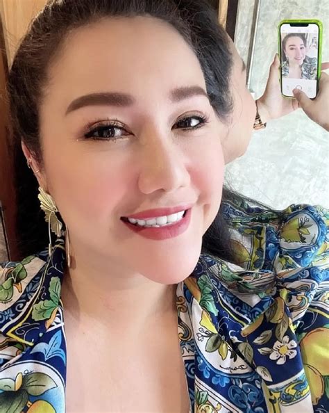 ดาราสาวรุ่นใหญ่ ไม่รอช้า ทำเซอร์ไพรส์ ขอแฟนหนุ่มแต่งงานเอง ไทยนิวส์