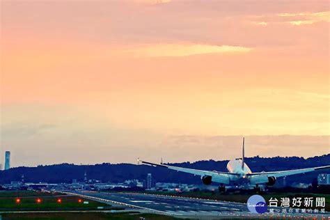 飛機迷yt訂起來！ 桃園機場即時影像震撼眼球