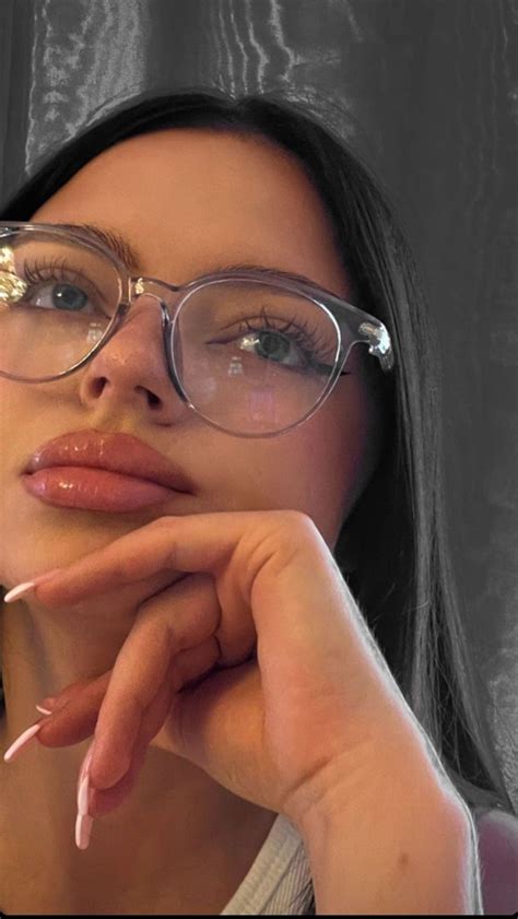 Pin By Itzel Alba On Lentes Womens Glasses Glasses Inspiration