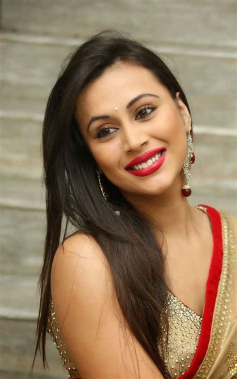 Simran Kapoor Hot Photos In Saree Actor Actress Photo Stills Gallery Cinema News