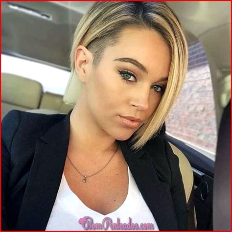 Pixie De Corte De Cabelo Com Caracóis Bom Penteados