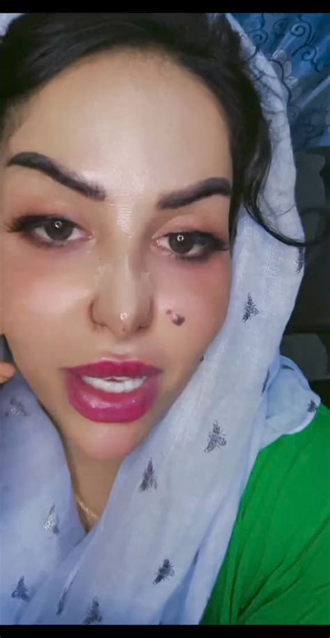 ‎زينب بنت الديوانية‎ And You Have A Good Driver Hey