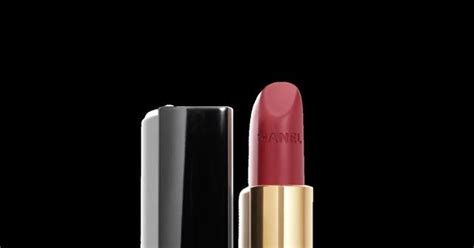 올해의 컬러 ‘비바 마젠타를 입어서 특별하다고 소장각 뷰티템 6