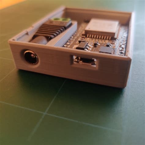 esp32 devkit v1 case with snappable lid barrel plug cutout by layne b
