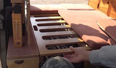 하우징and뉴스 레이 캠핑카 약 6년차 베테랑의 섬세한 개조 블루지니