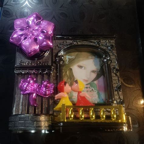 ABS Black And Golden Frame Music Box Photo Frame For Gift Size X Inch H X W At