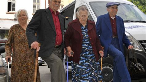 Пенсионери отново поискаха Закон за възрастните хора и преизчисляване на всички пенсии Новини бг