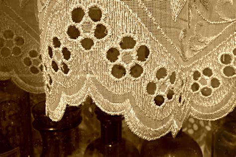 무료 이미지 포도 수확 집 꽃 창문 장식 무늬 레이스 커튼 자료 원 식탁보 크로 셰 뜨개질 직물 미술 디자인 스타일 짠 냅킨 패션