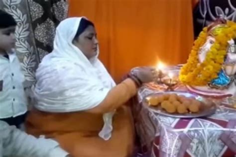Aligarh BJPs Muslim Leader Ruby Khan Brings Home Ganpati For Days Maulana Issues Fatwa