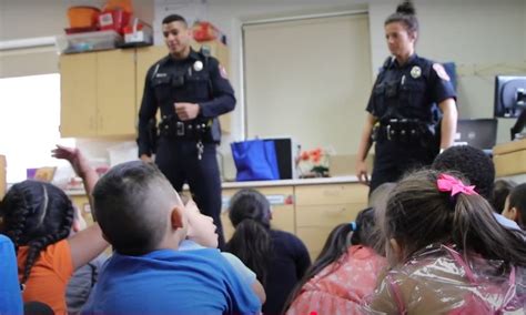 17 Pros And Cons Of Community Policing