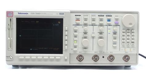 Junk Not Working Tektronix Tds784d Digital Phosphor Oscilloscope 4ch