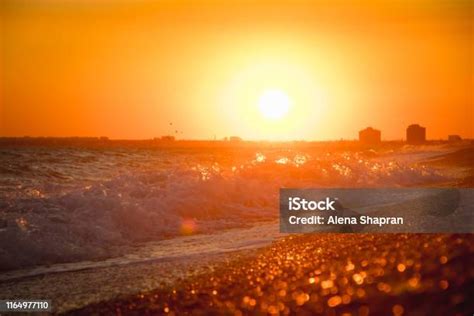 바다 파도 크림 의 바다 일몰에 높은 파도 바다에서 화창한 날입니다 배경 파란색 파도입니다 모래 해변입니다 깨끗한 해변 0명에 대한 스톡 사진 및 기타 이미지 Istock