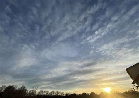 Which Cloud Types Are On This Photo Rmeteorology