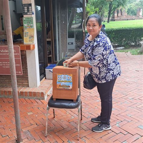 Thai 10 กันยายน 2405 163 ปีที่แล้ว วันพระราชสมภพสมเด็จพระศรีสวรินทิราบรมราชเทวี พระพันวัสสา