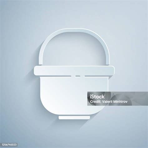 회색 배경에 격리 된 캠핑 냄비 아이콘을 잘라 종이 끓이거나 음식 기호를 스튜 종이 아트 스타일 벡터 일러스트레이션 3차원 형태에 대한 스톡 벡터 아트 및 기타 이미지