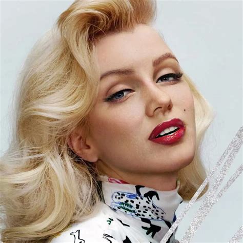 مراحل دقیق گریم آنا د آرماس در نقش مرلین مونرو نظر مخاطبان را جلب کرد