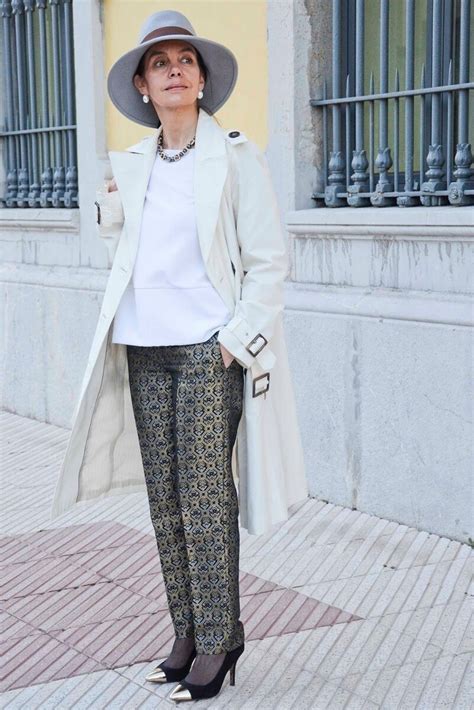 Красиво и правильно сочетаем серый цвет в образах женщин 50 СильнаЯ и СтильнаЯ в 60 Дзен