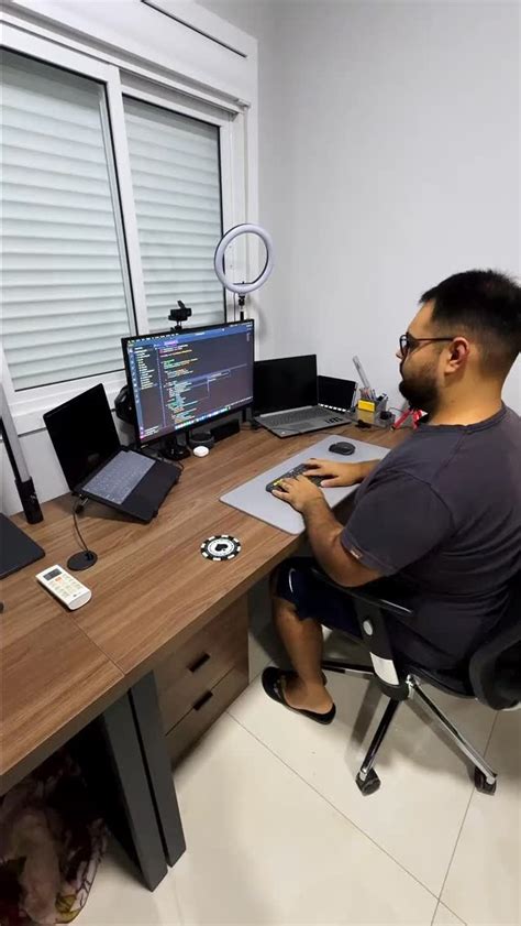 python code programação bem tranquilo 😂 programação