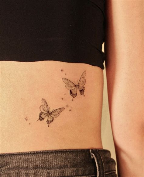 타투어때 나비타투