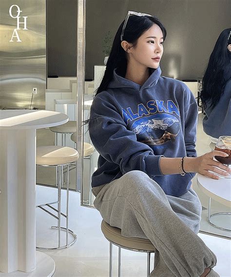 🚀당일발송남녀공용유사품주의🚀 알레스카 피그먼트 프린팅 남녀공용 오버핏 루즈핏 기모 후드티 긴팔 맨투맨 에이블리