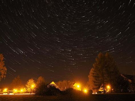 El Movimiento De Los Astros En La BÓveda Celeste