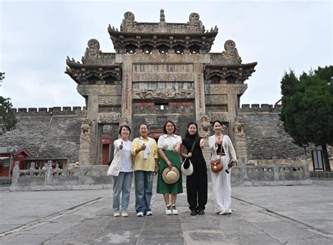 泰安市文化和旅游局 文旅动态 跟着主播游山东泰安站活动正式启动