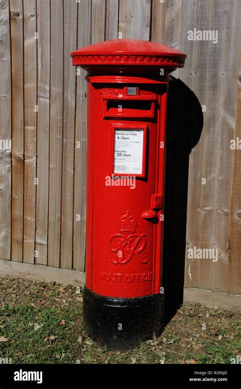 Gr Post Box Hi Res Stock Photography And Images Alamy