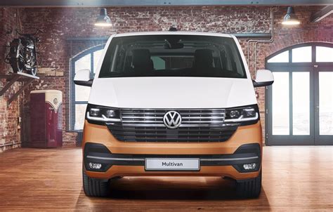 Volkswagen Multivan Le Combi Passe à Lélectrique En 2019