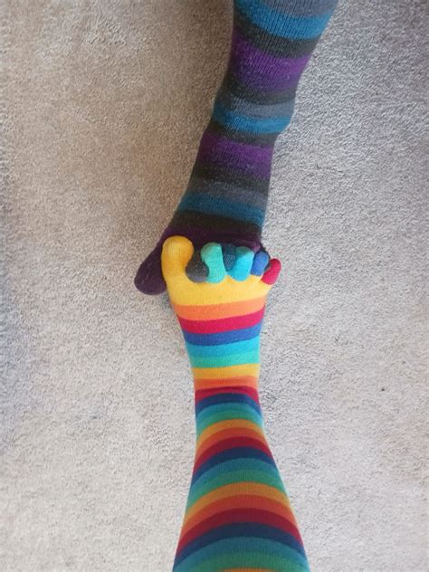 Toes Interlocking In 2025 Loose Socks Fluffy Socks Toe Socks
