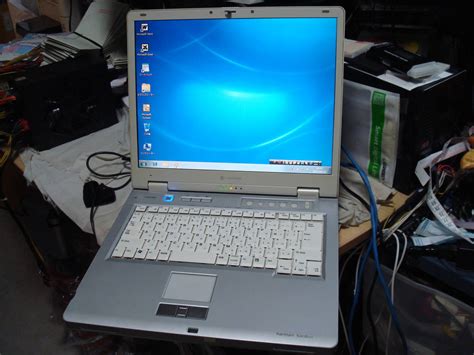 Yahoo オークション Windows7 Intel Celeron M 1 5ghz メモリ1gb Hd3