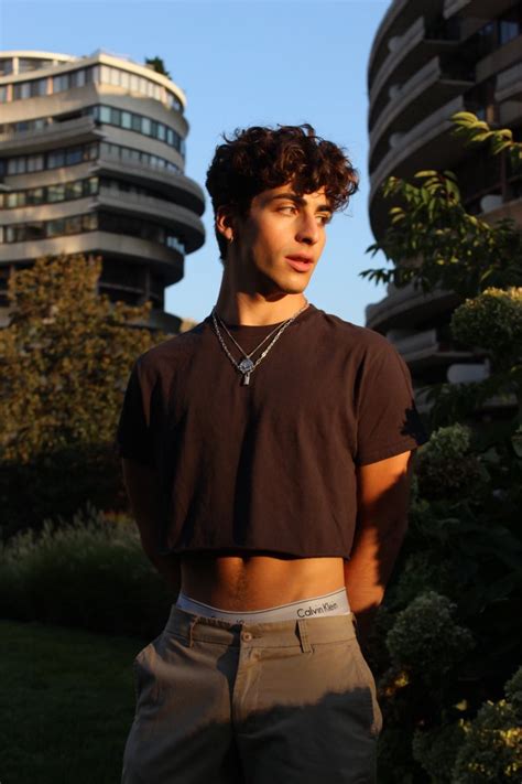Men In Crop Tops Aesthetic Artofit