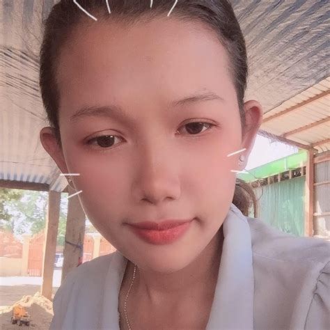 បោះដុំខោ អាវ កាបូប ស្បែកជើង បុរស នារី Siem Reap