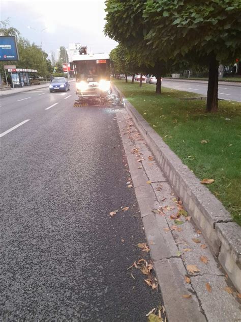 Екипите на ЈП Комунална хигиена Скопје на терен на повеќе Скопски локации