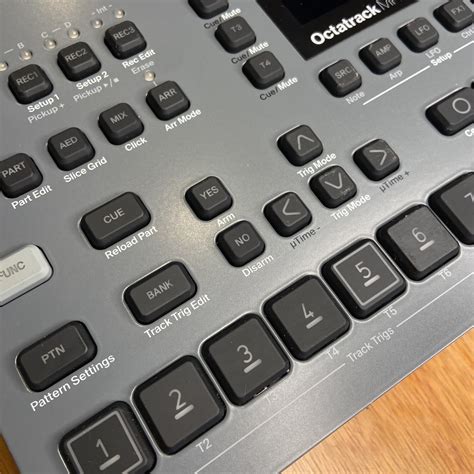 Sampler Elektron Octatrack MK Turntable Dealer