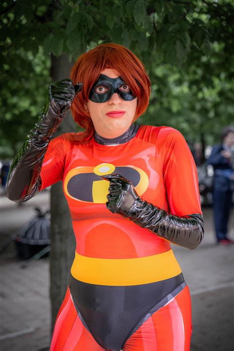 Elastigirl Cosplay By Nicorobincosplay On Deviantart