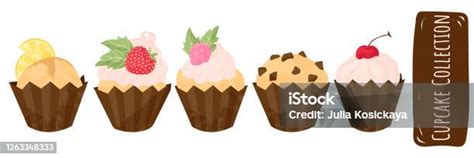 딸기 체리 초콜릿 휘핑 크림을 곁들인 다양한 컵케이크 세트 귀여운 디저트 컬렉션 벡터 일러스트 플랫 만화 디자인 흰색 배경에 격리 개체 그룹에 대한 스톡 벡터 아트 및 기타