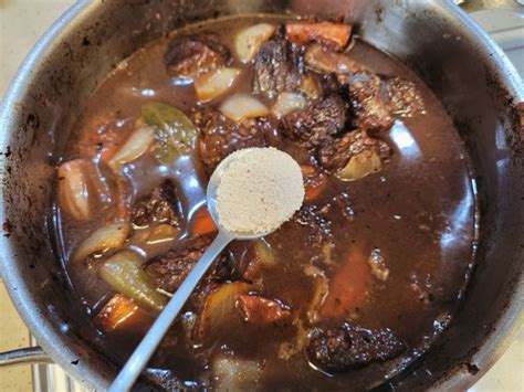 비프 부르기뇽 만들기 연말 홈파티음식으로 추천하는 프랑스요리 뵈프 부르기뇽 레시피
