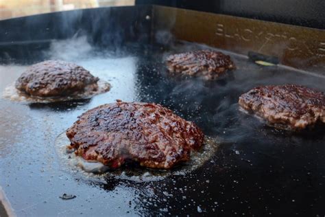 Blackstone Smash Burgers Drizzle Me Skinny