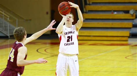 Mens Basketball Grinnell College Shatters Ncaa Diii 3 Point Record