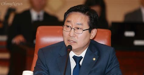 박범계 법원 재판 거래 의혹 김명수 대법원장 결단해야