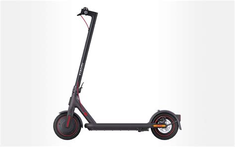 La trottinette électrique Xiaomi Scooter Pro passe sous les