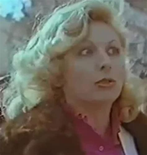 Ρένα Βενιέρη Ποια είναι η σύζυγος του Μανώλη Μαυρομμάτη που βρίσκεται